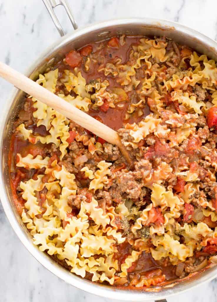 15 Minute One Pot Lasagna - The Busy Budgeter