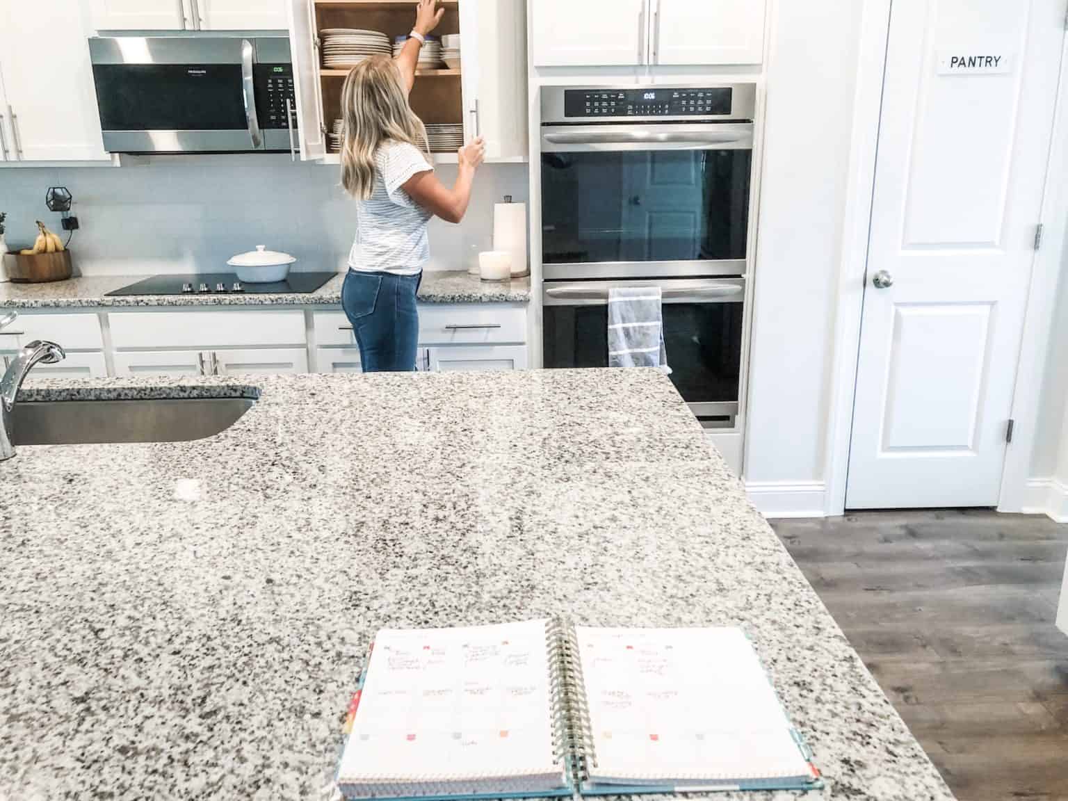 How to Use a Planner (Easily). - The Busy Budgeter